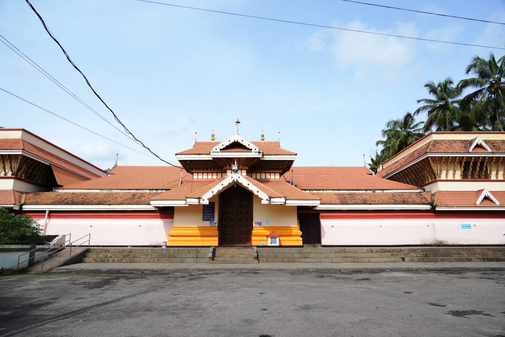 Thiruvullakkavu Sastha Temple – Peruvanam Pooram
